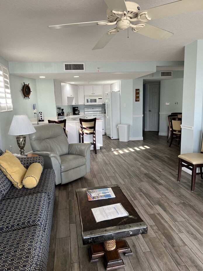 Quality Ocean Front Rooms & Amenities